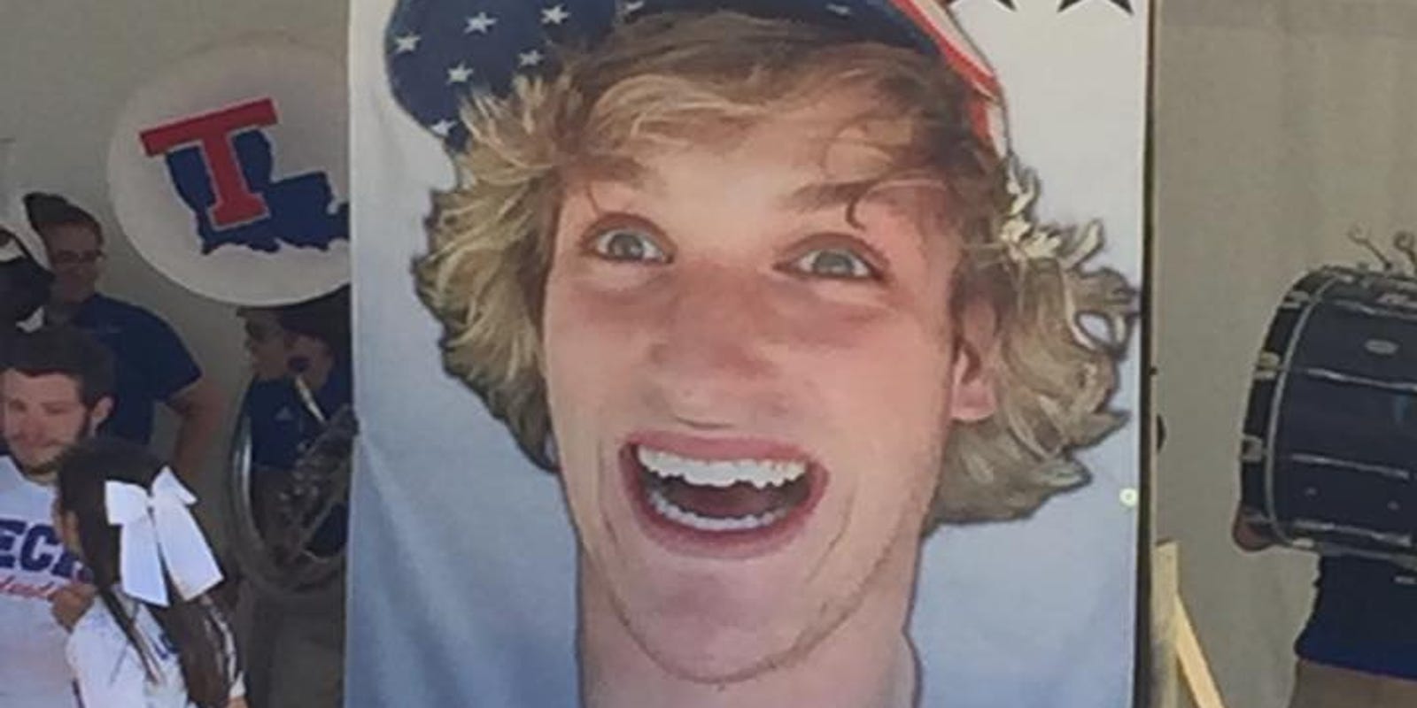 Famous vlogger films show in Ruston