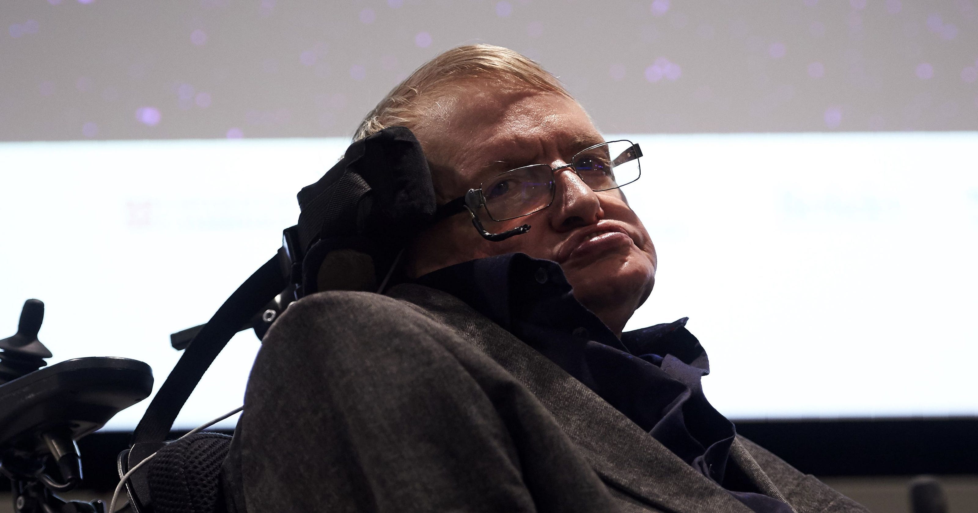 Stephen Hawking, physicist who reshaped cosmology, dies at 76