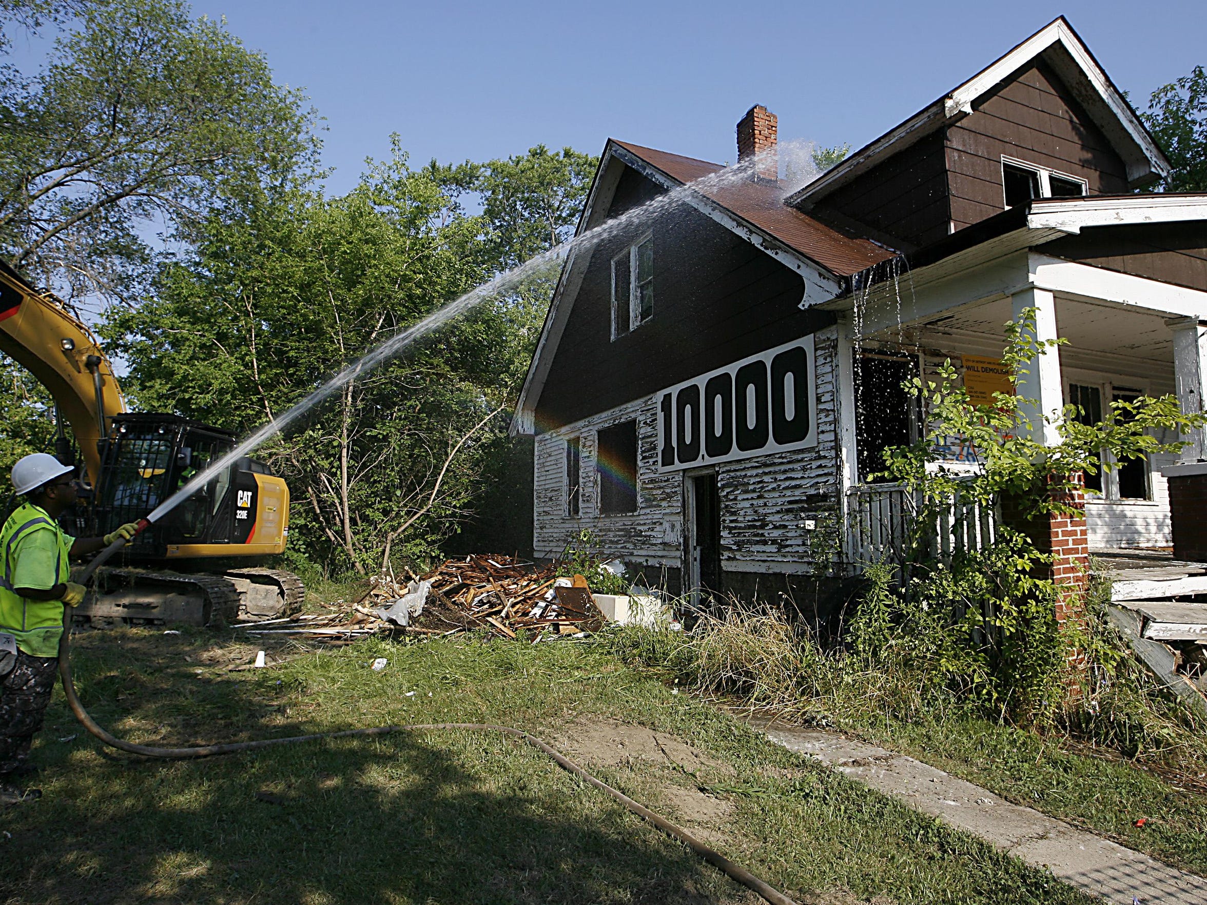 Detroit blazes see huge decline, fire officials say
