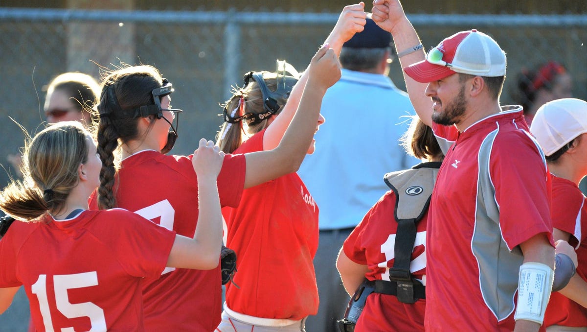 DeAngelo gets F-M back on track