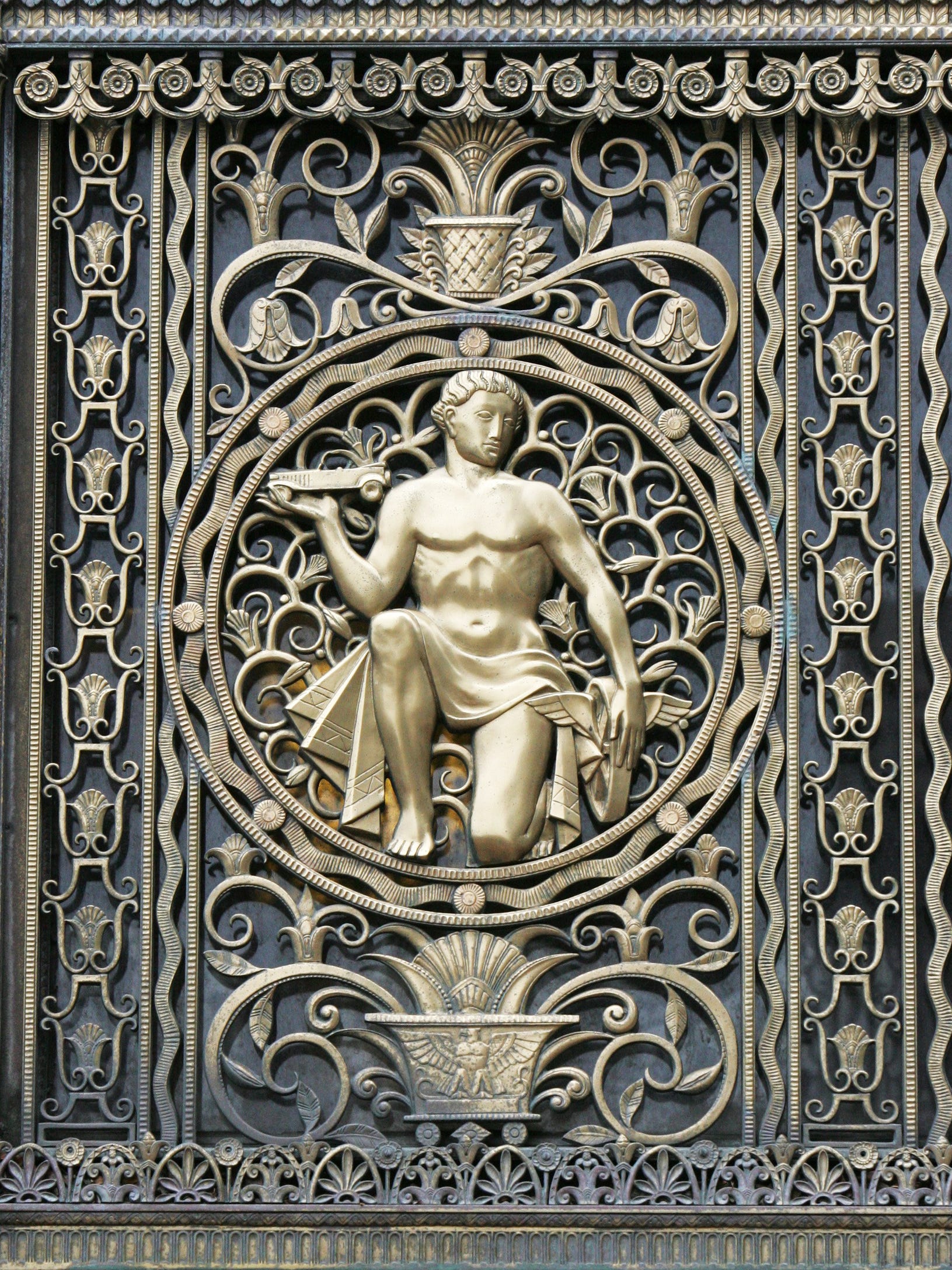 10 fascinating facts about Detroit's Fisher Building