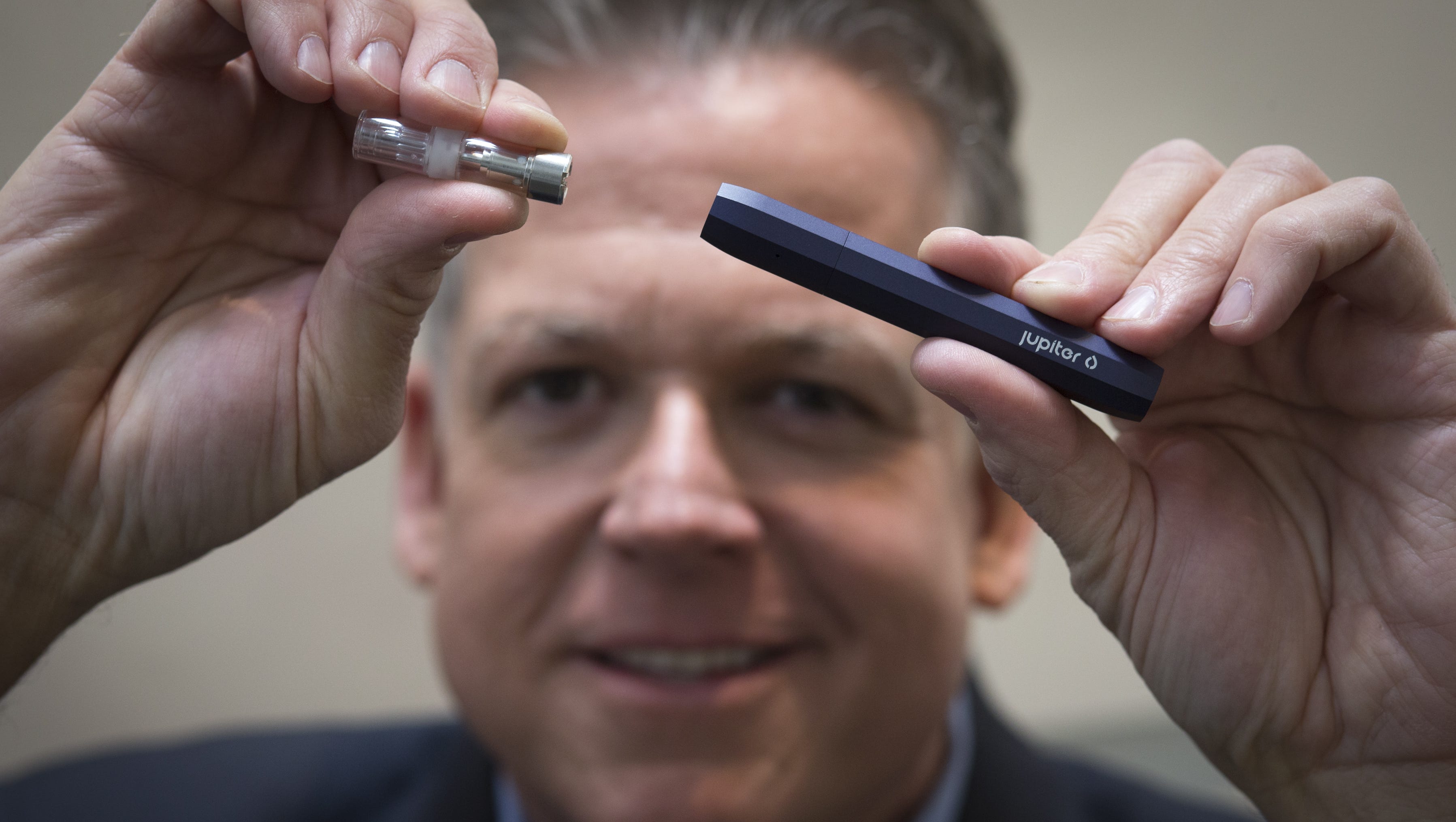 Bob Crompton's Instagram, Twitter & Facebook on IDCrawl