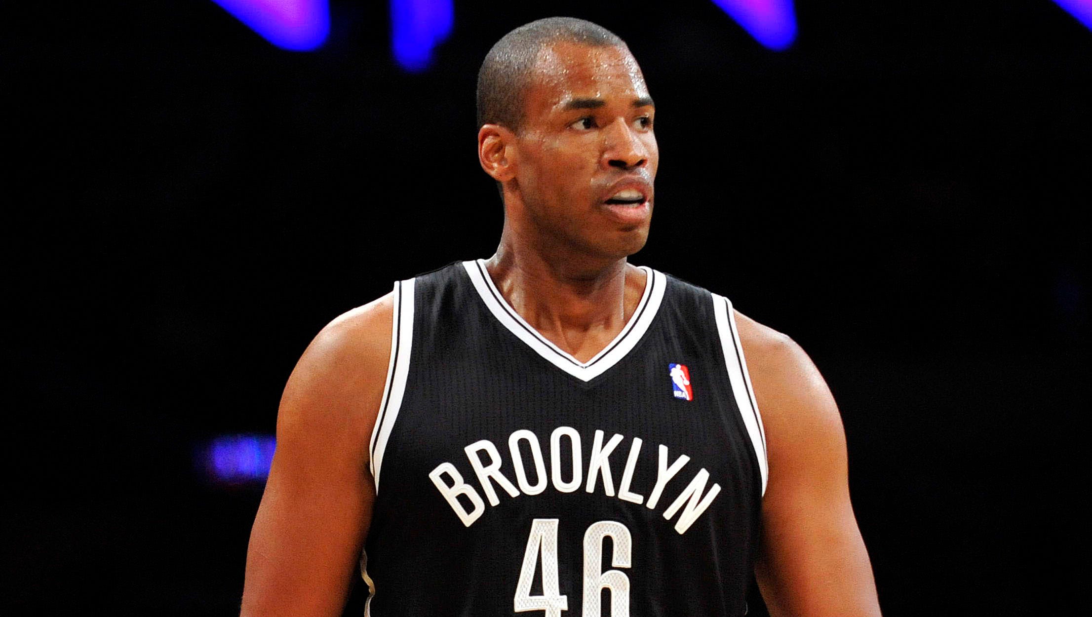 Jason Collins joins Nets with victory against Lakers