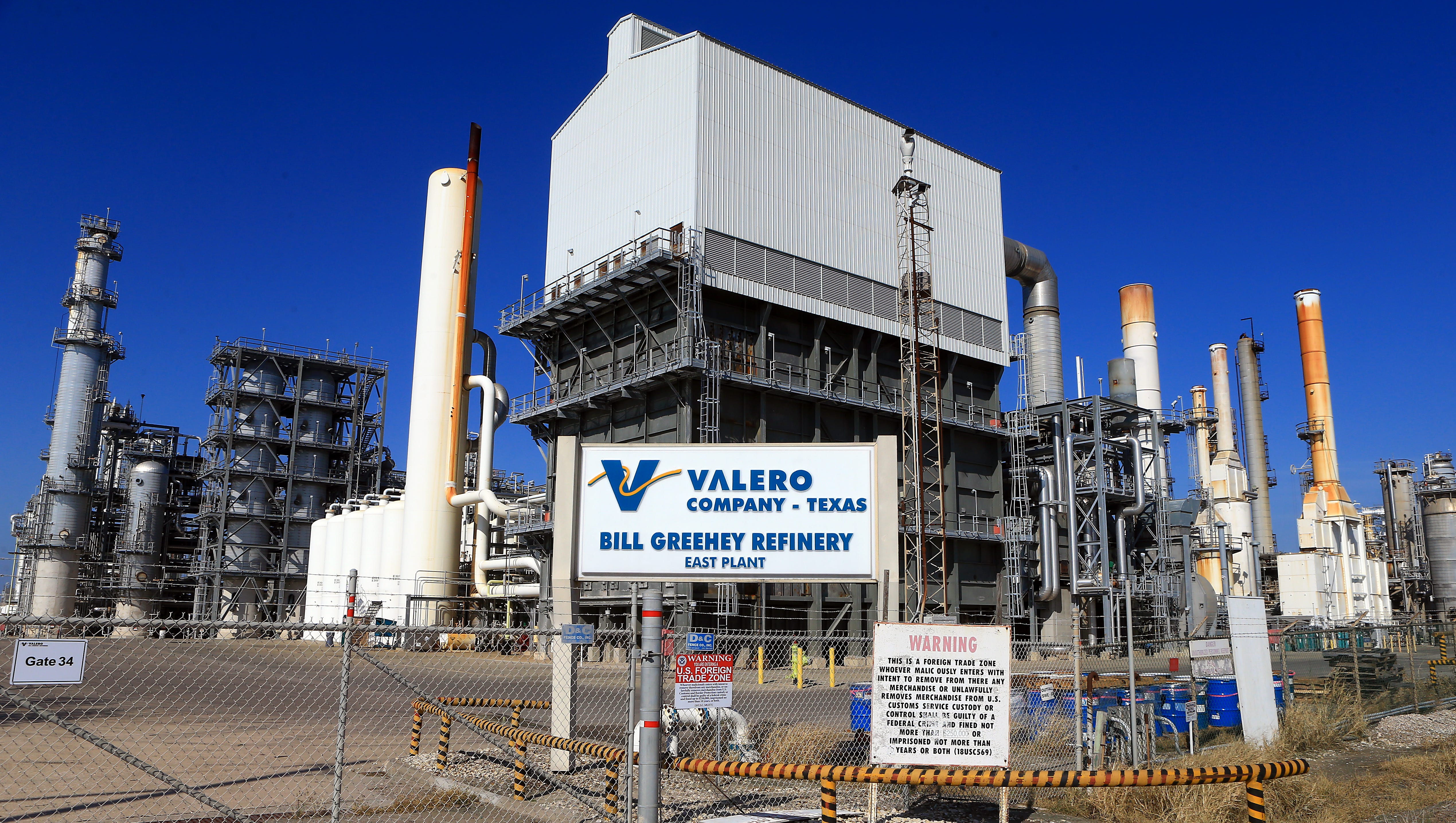 Valero Energy expects winter storm power woes to hurt bottomline