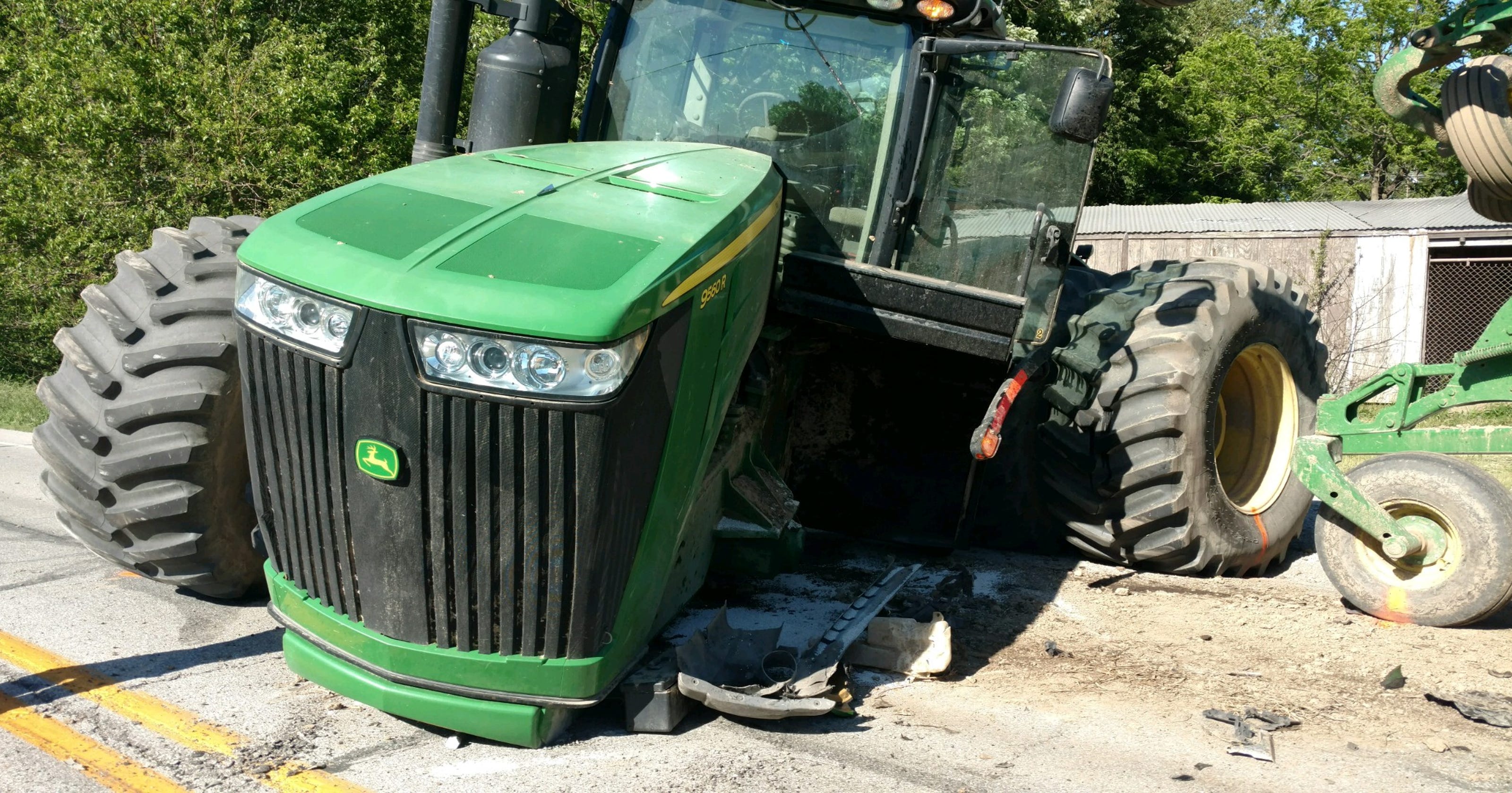 Man killed in crash with farm tractor in Hendricks County