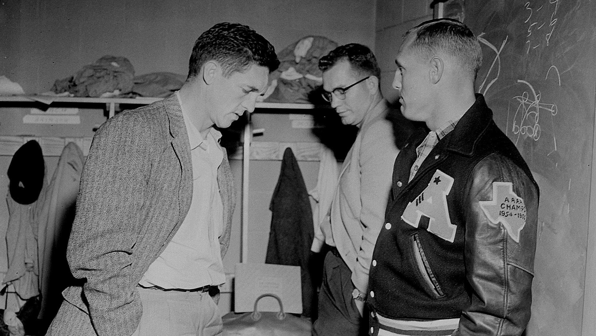 Texas sports hall opens exhibit about legendary AHS coach Chuck Moser