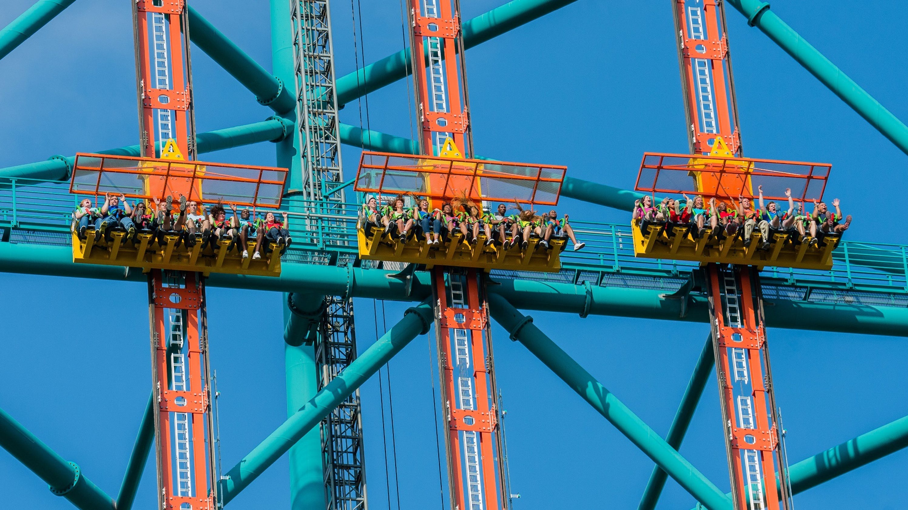 New 'Drop of Doom' ride opens at Six Flags