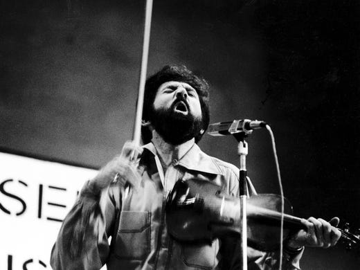 Country singer Sonny James dies at 87