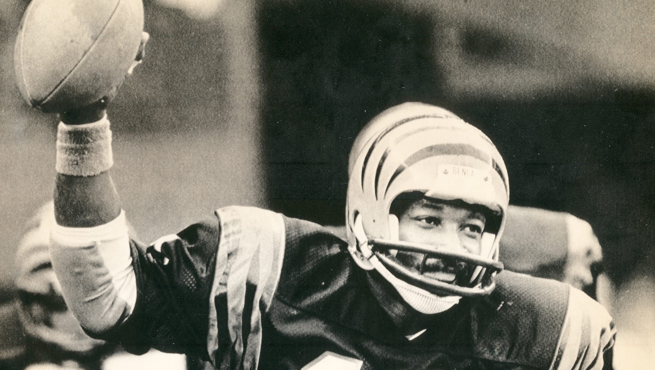 Ken Riley: Cincinnati Bengals legend dies at 72
