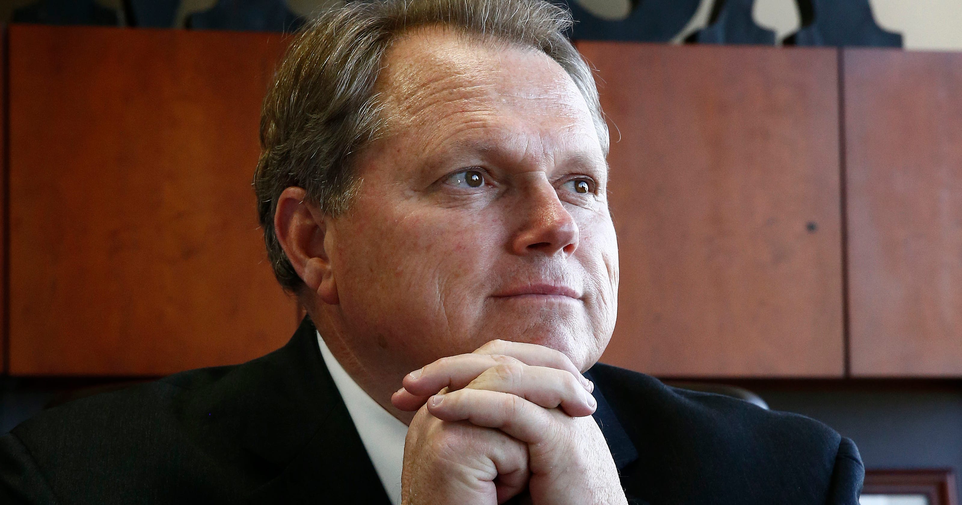 Who's behind the anonymous smear on Scott Smith?