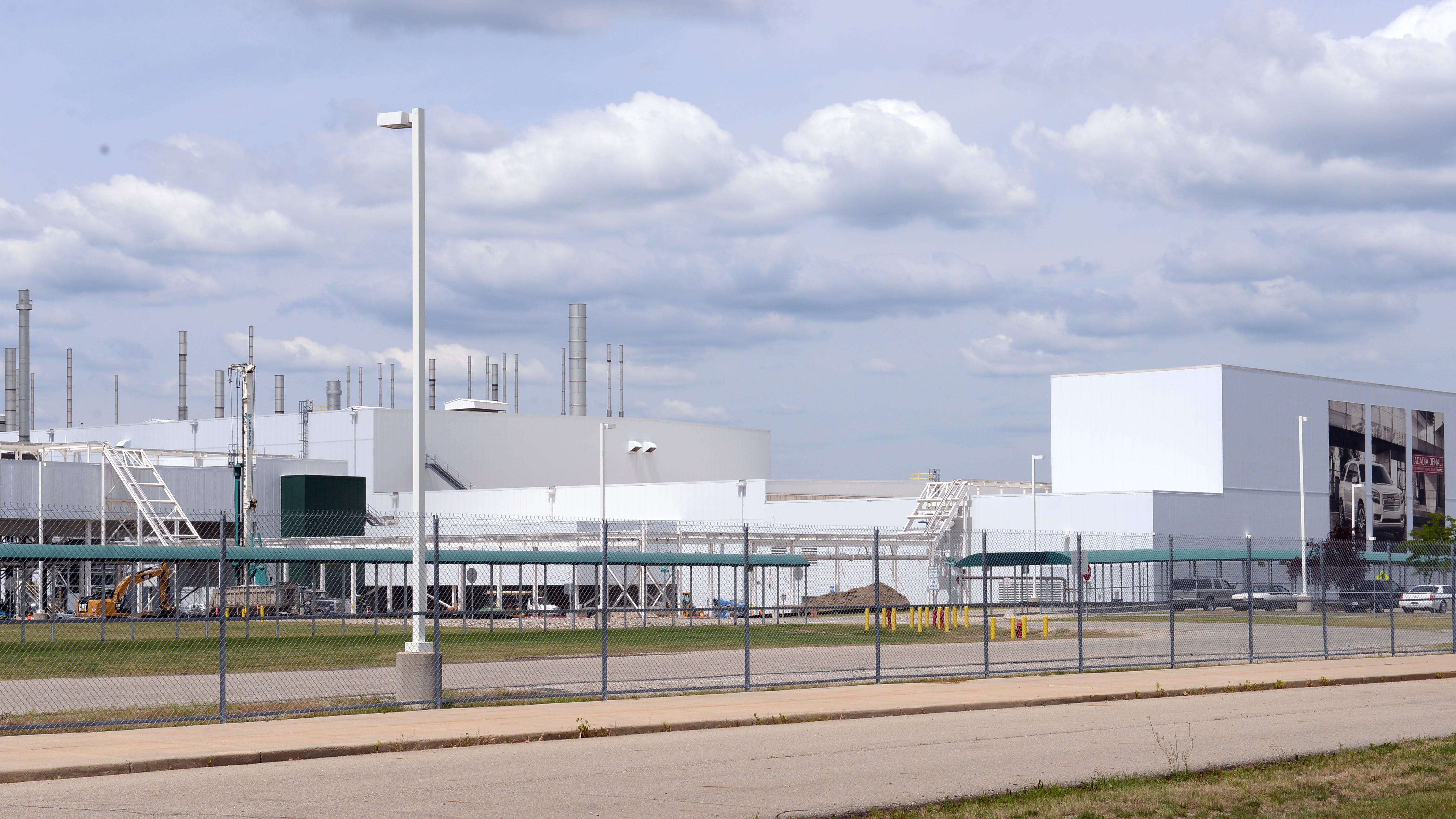 Lansing approves 2 resolutions for GM battery plant: What it means