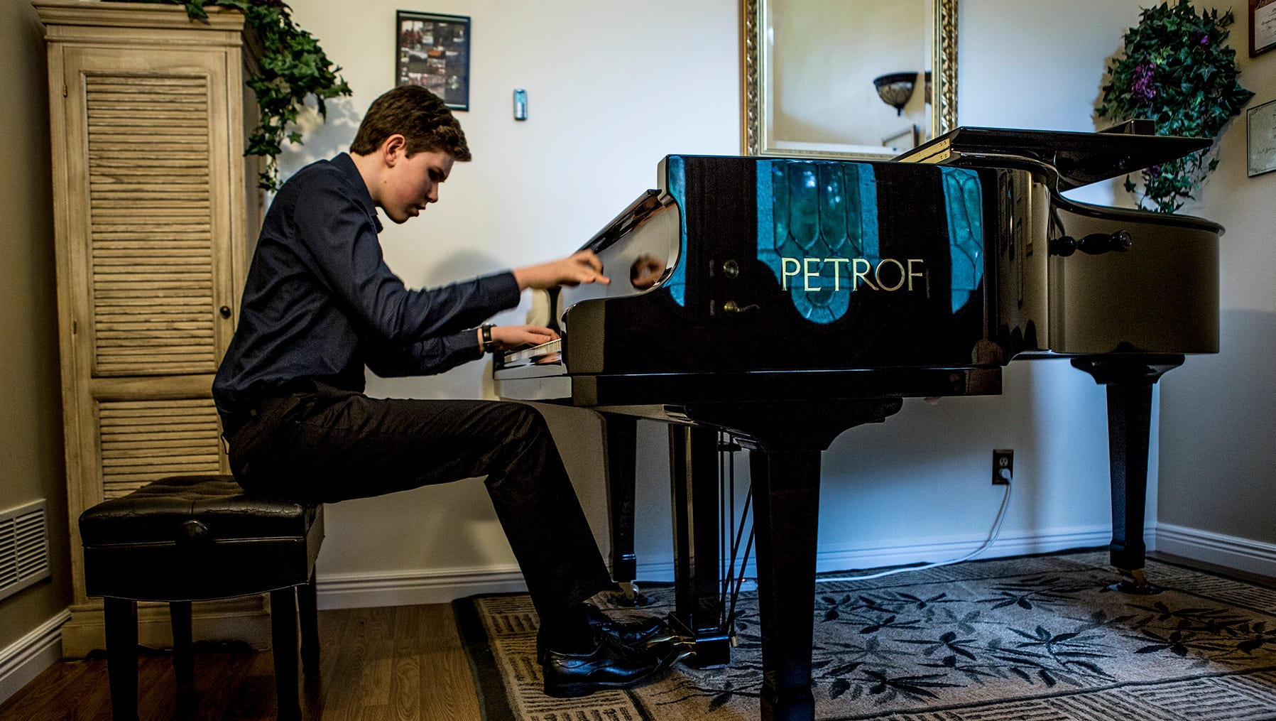 Aces – Gavin George, teen pianist sensation