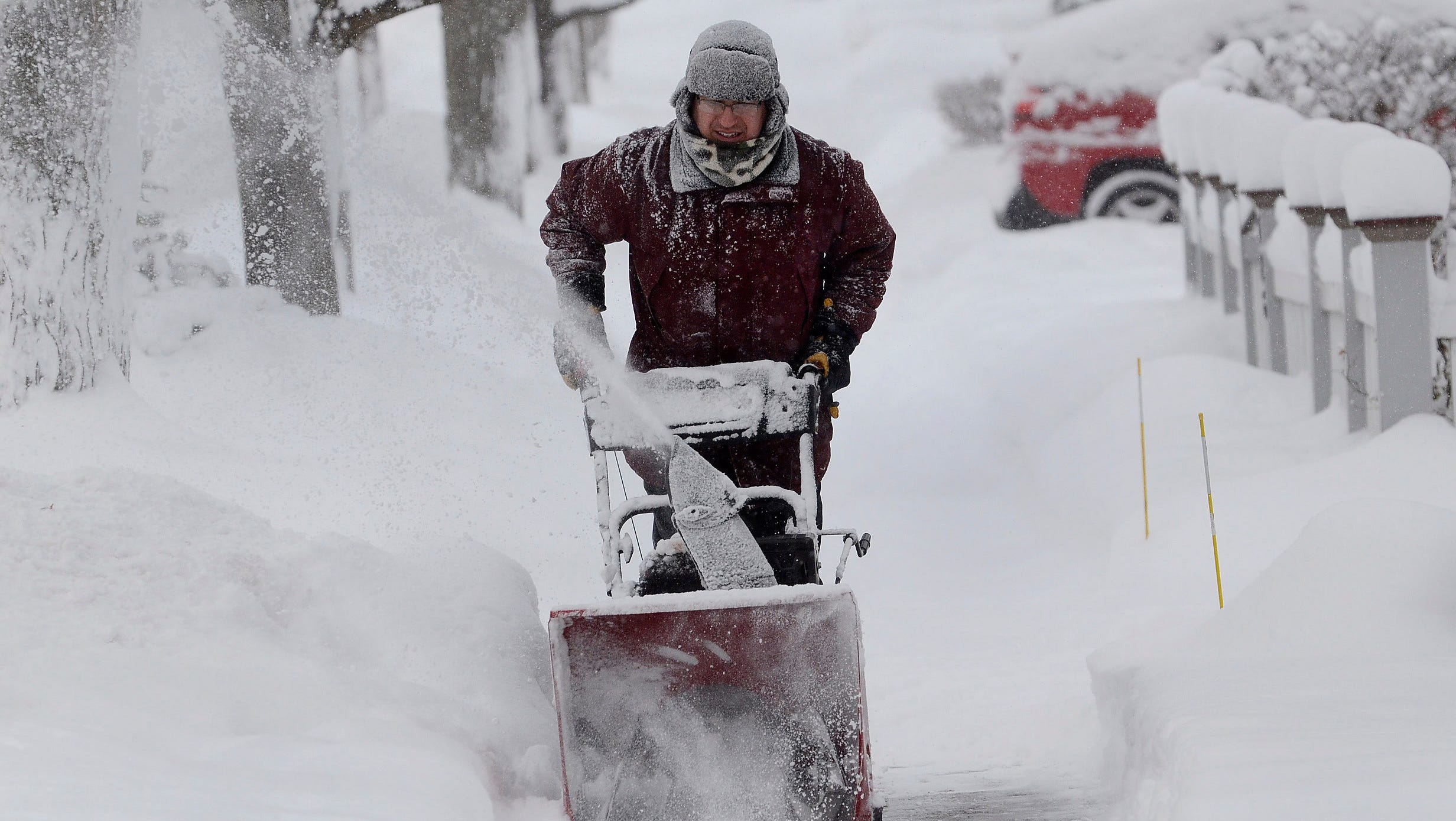 Winter storm hits Northeast with heavy snow, wind