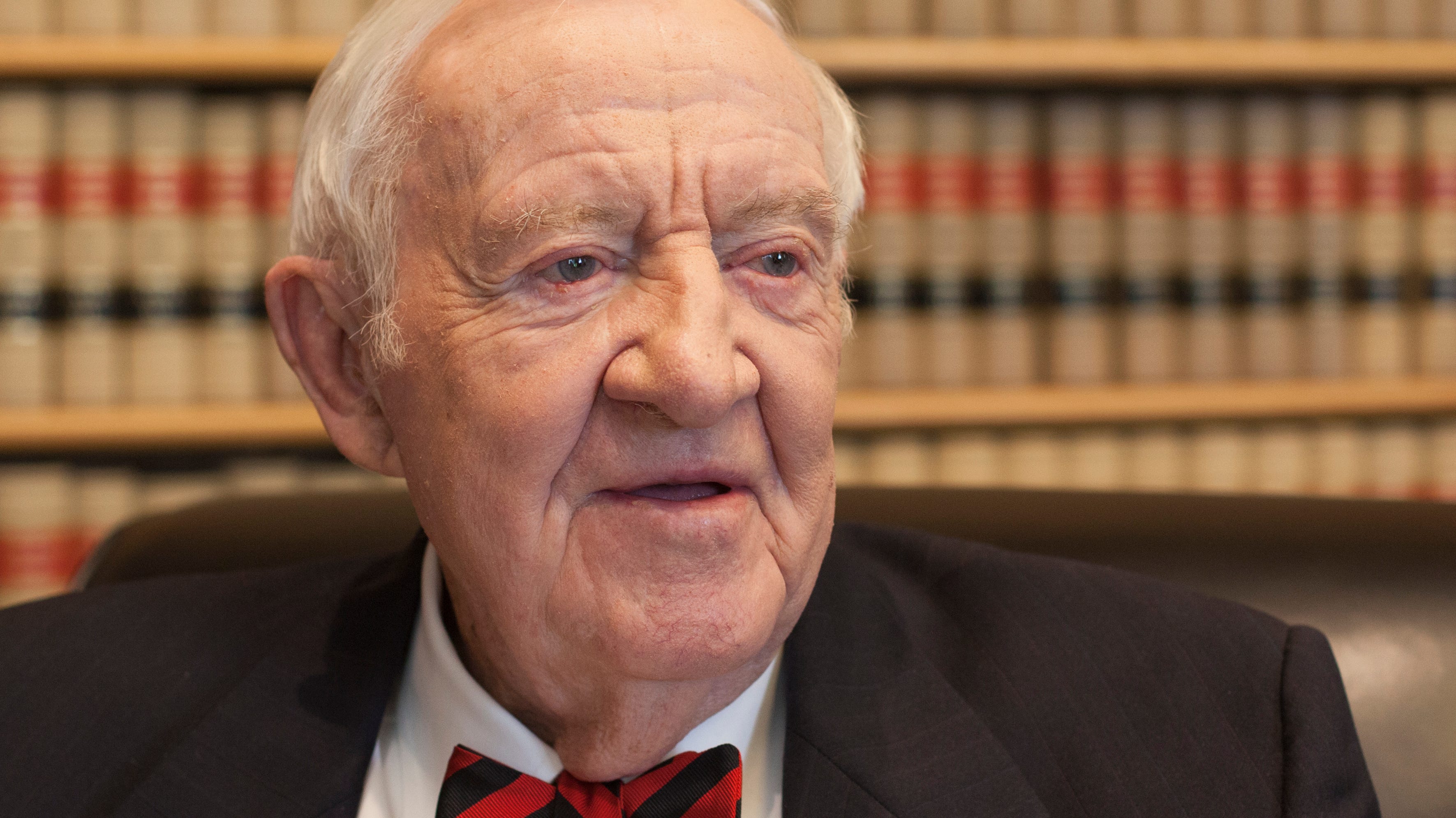 Former justice Stevens wants to change Constitution