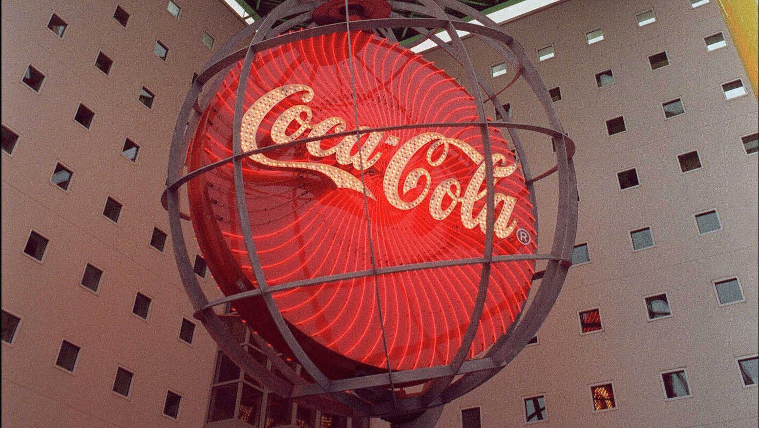 635782083625459983-AFP-FILES-US-COCA-COLA-HEADQUARTERS-9239601.JPG ...