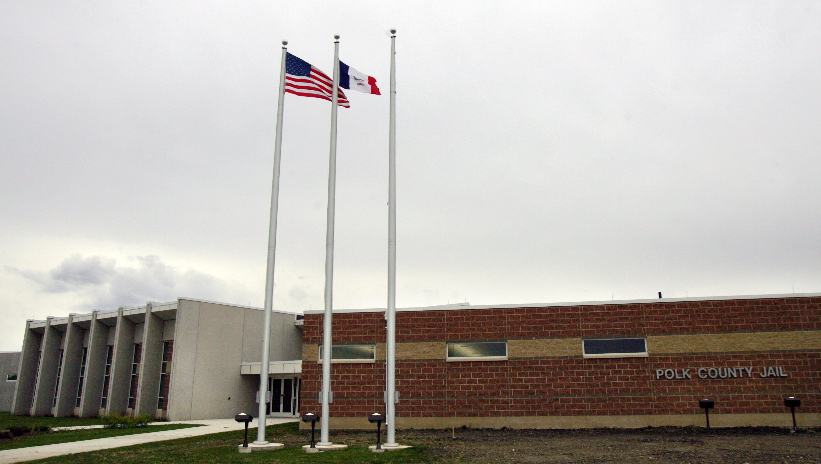 Polk County, Iowa, jail officer quits amid investigation into assault