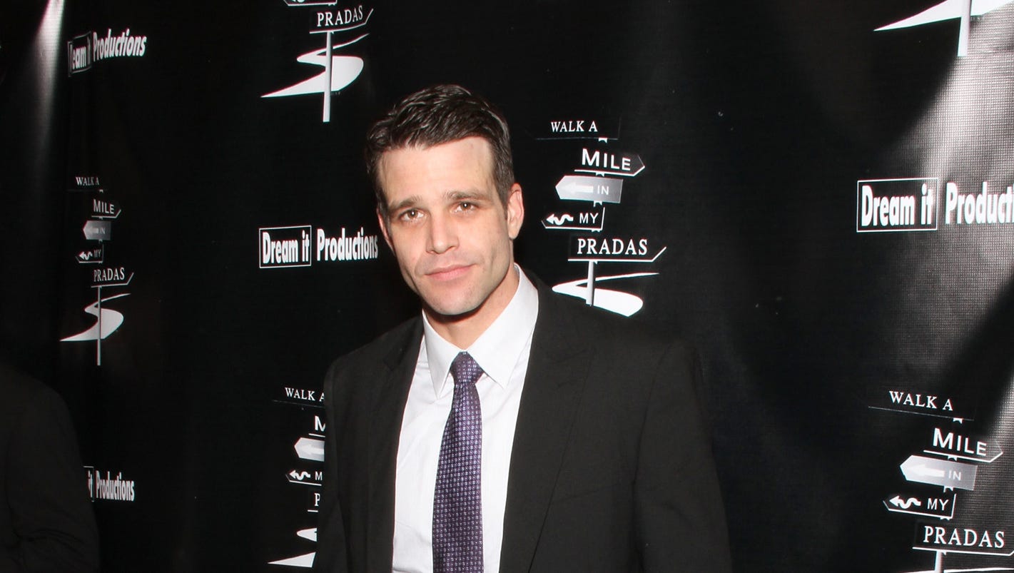Soap star Nathaniel Marston dies at 40
