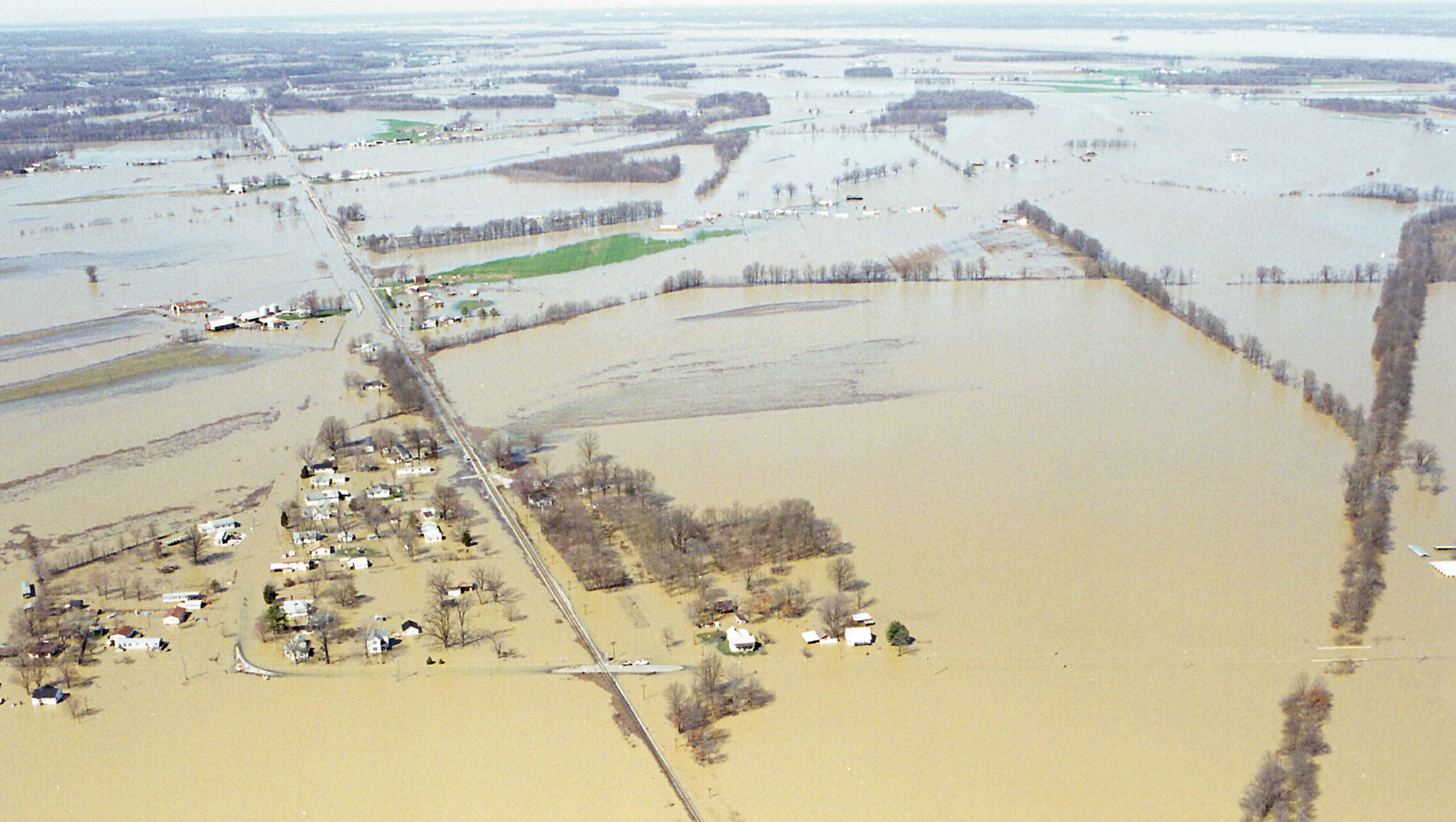 'A real mess': Reflections on the 1997 Ohio River flood
