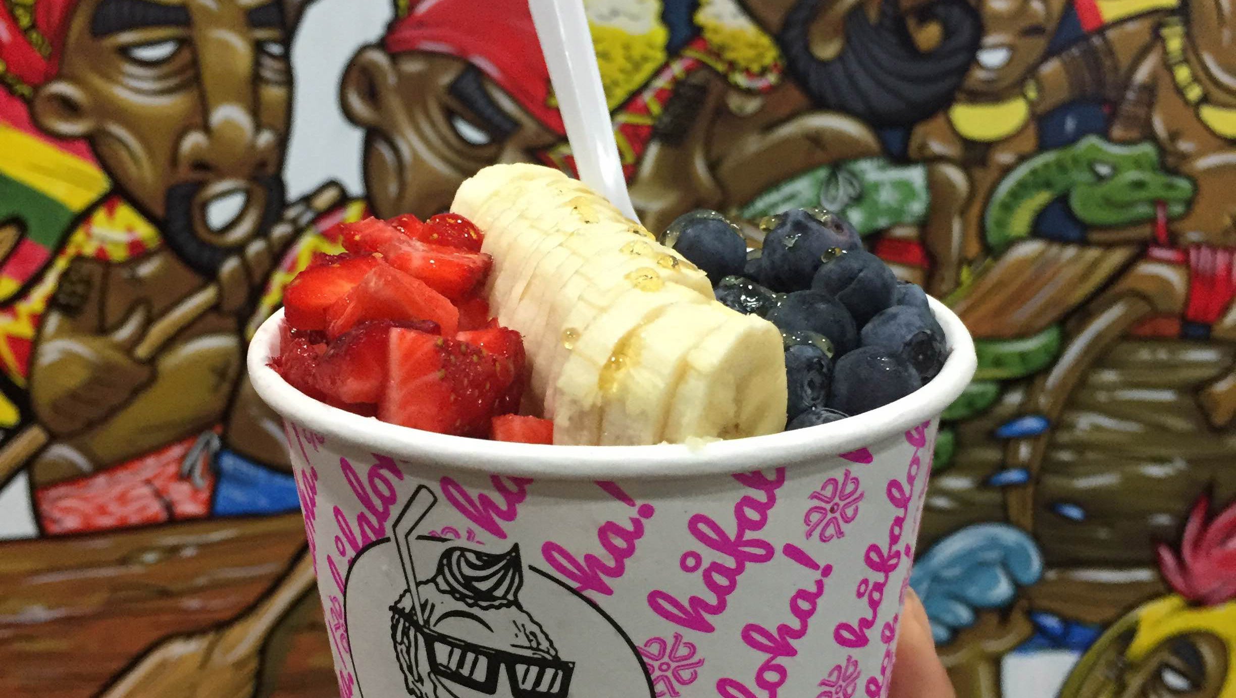 VIBE: Teens enjoy acai offerings