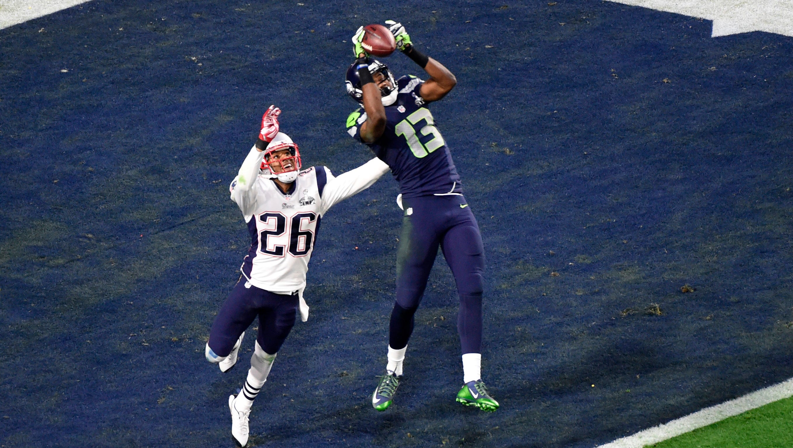 Seattle Seahawks wide receiver Chris Matthews (13) catches a touchdown ...