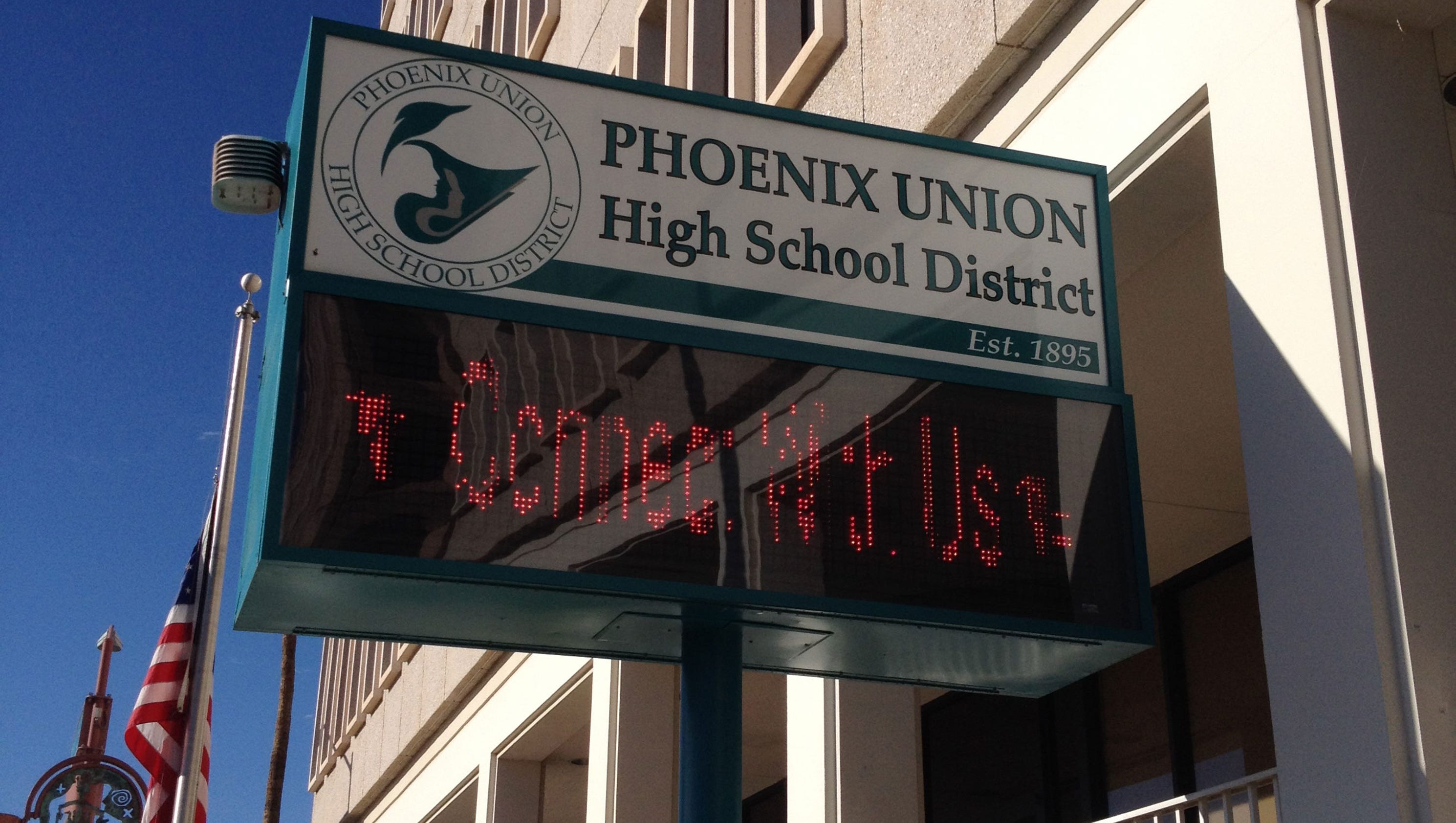 Ex-Phoenix Union High School District employee charged in tax fraud