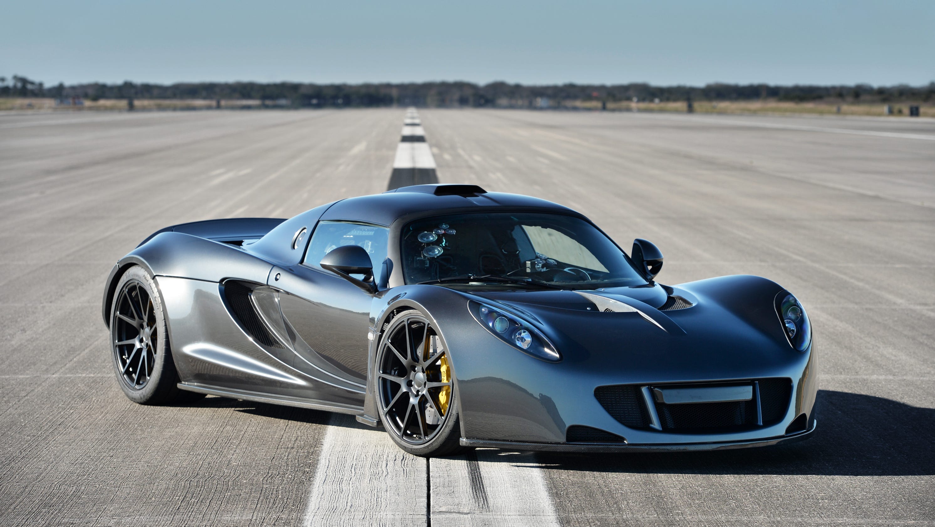 WATCH: Hennessey Venom GT hits 270 mph