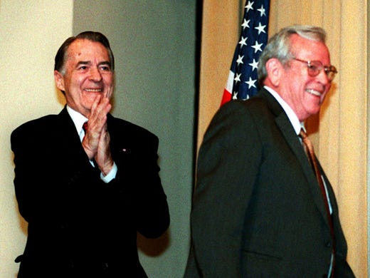 Howard Baker, former Senate Majority Leader, dies at 88