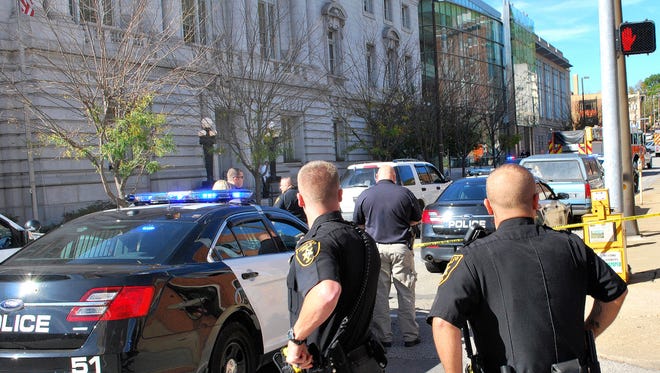 Ex Cop Killed After Firing At W Va Federal Courthouse