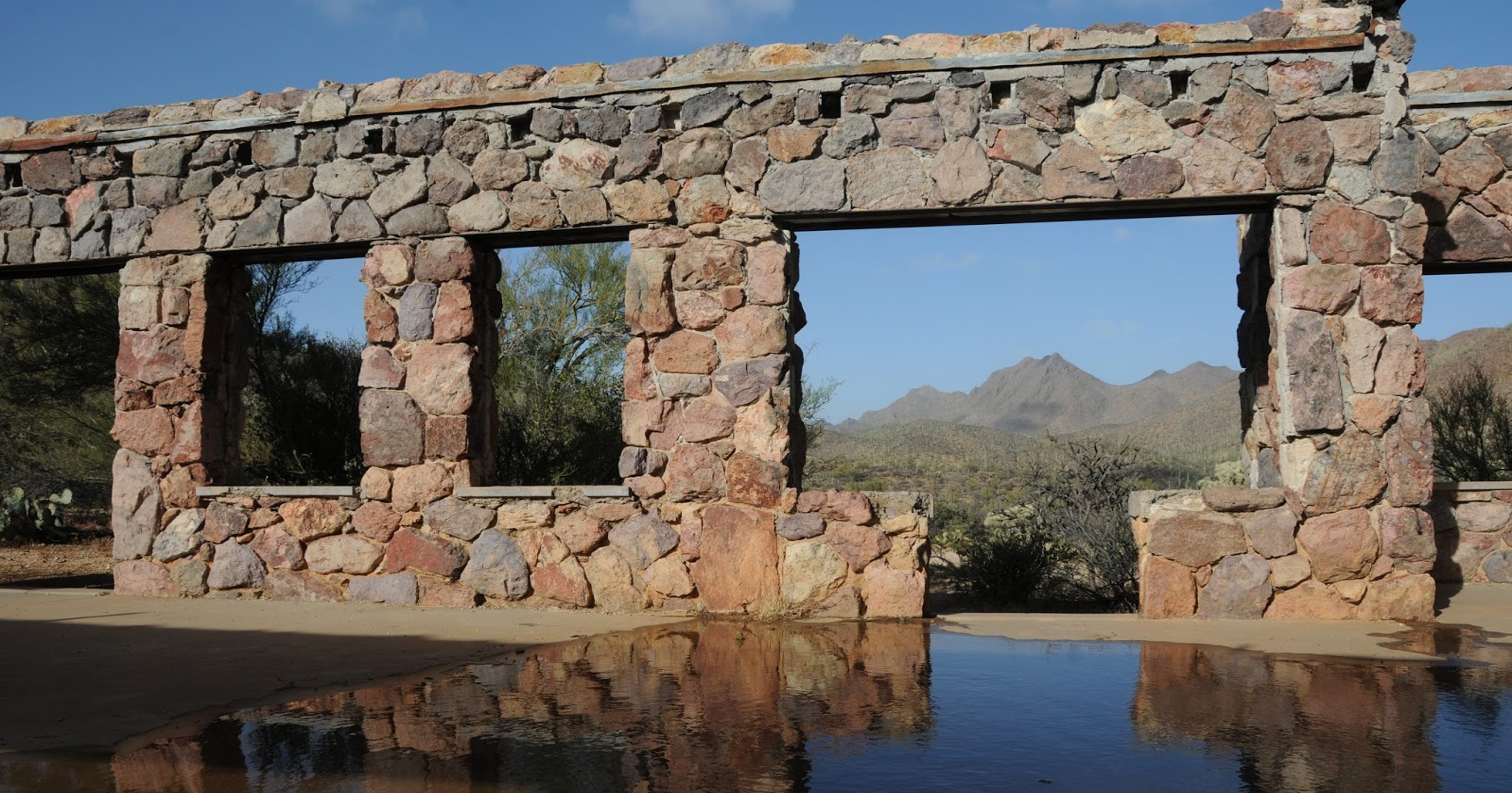 Stone house ruin is Tucson hike highlight