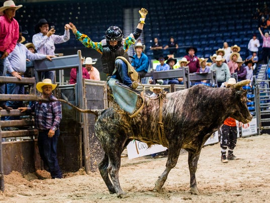 Bull riding: North Fort Myers' Brennan wins in front of home crowd