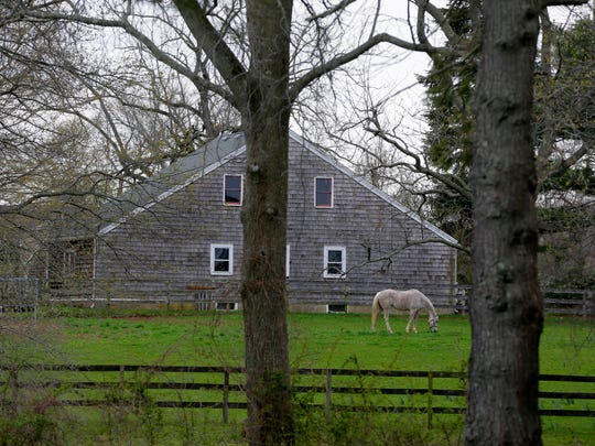 Jon Stewart's farm sanctuary gets OK