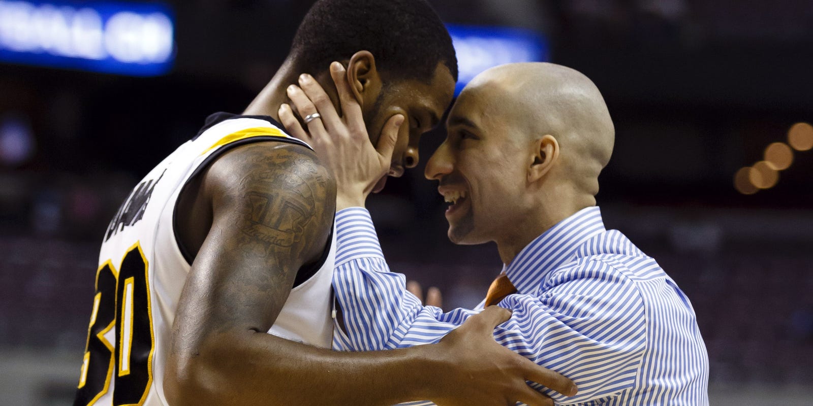 No. 5 VCU dismantles No. 12 Akron to advance