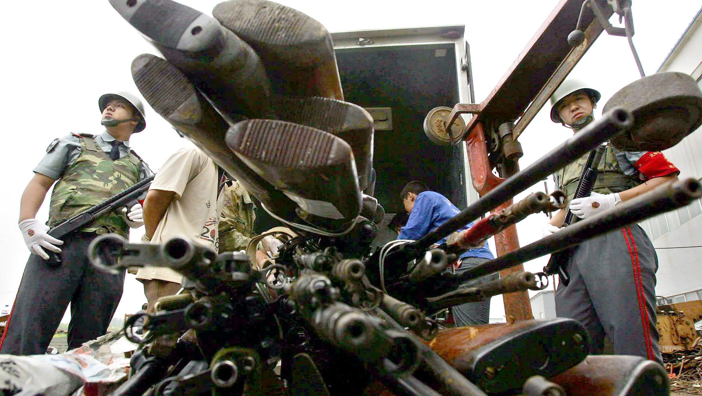 In gun-taboo China, tourism to U.S. firing ranges grows