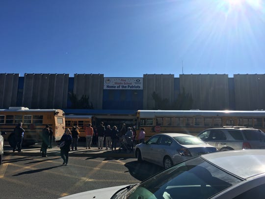 Student with weapon at Pine Middle School detained by police