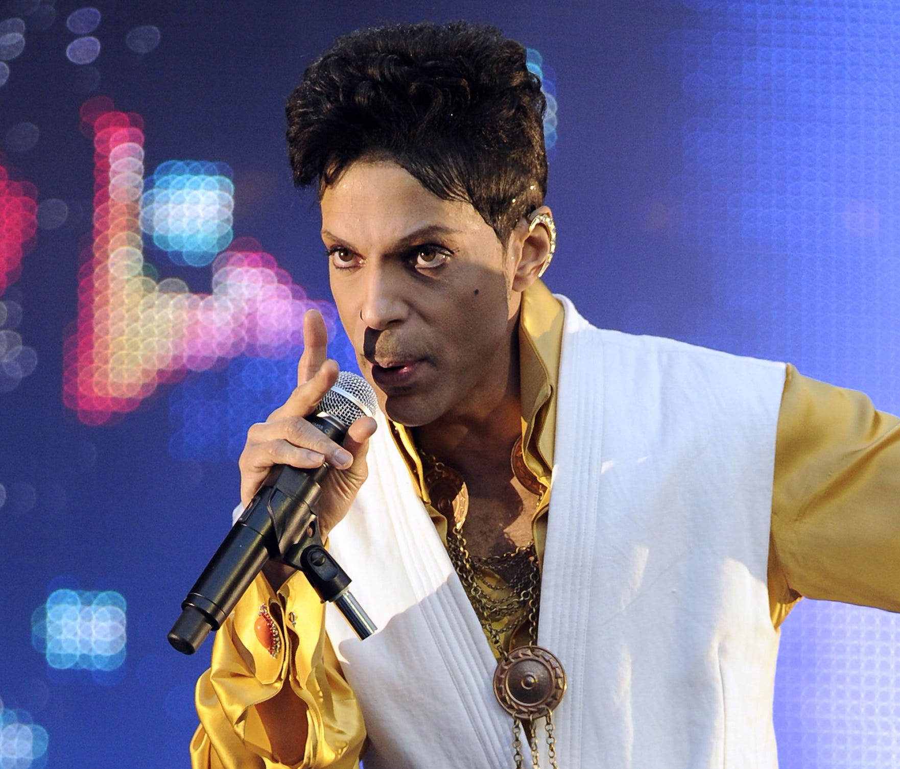 Prince's death, Day 21: A secret tribute in L.A. | wfaa.com