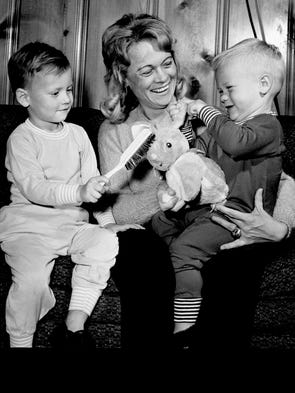 2 killed in attack at home of late country music star Jean Shepard