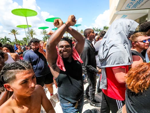 Xxxtentacions Funeral At Bbandt Center Draws Hundreds Of Fans