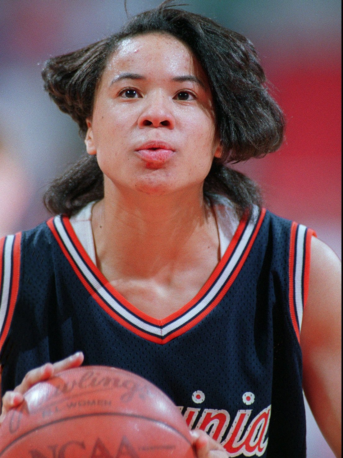 South Carolina's Dawn Staley emerging as new face of women's basketball