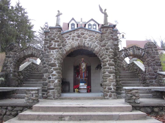 ‘Spiritual Directions’ guides Graymoor hike