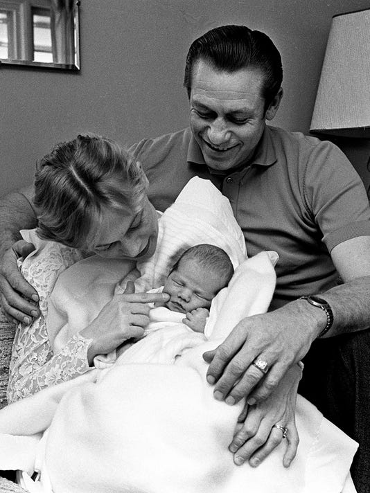 Jean Shepard writes tell-all, telling all 'Thanks'