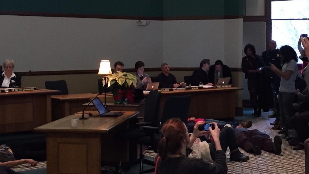 Raucous response as EMU board continues role in EAA