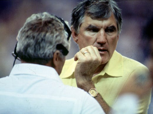 Hall of Fame Packers tackle, former coach Forrest Gregg dies at 85
