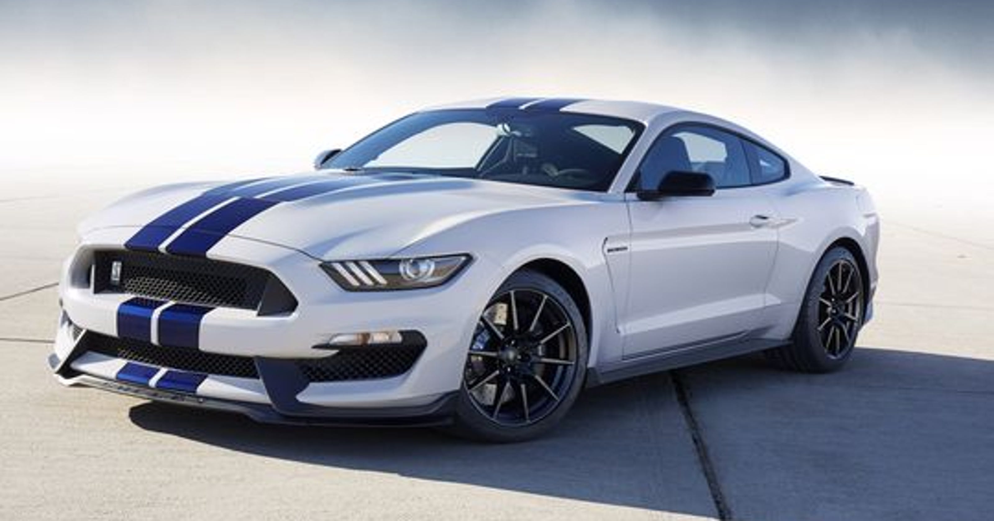 Ford plans most powerful Mustang Shelby GT500 ever at 700 hp