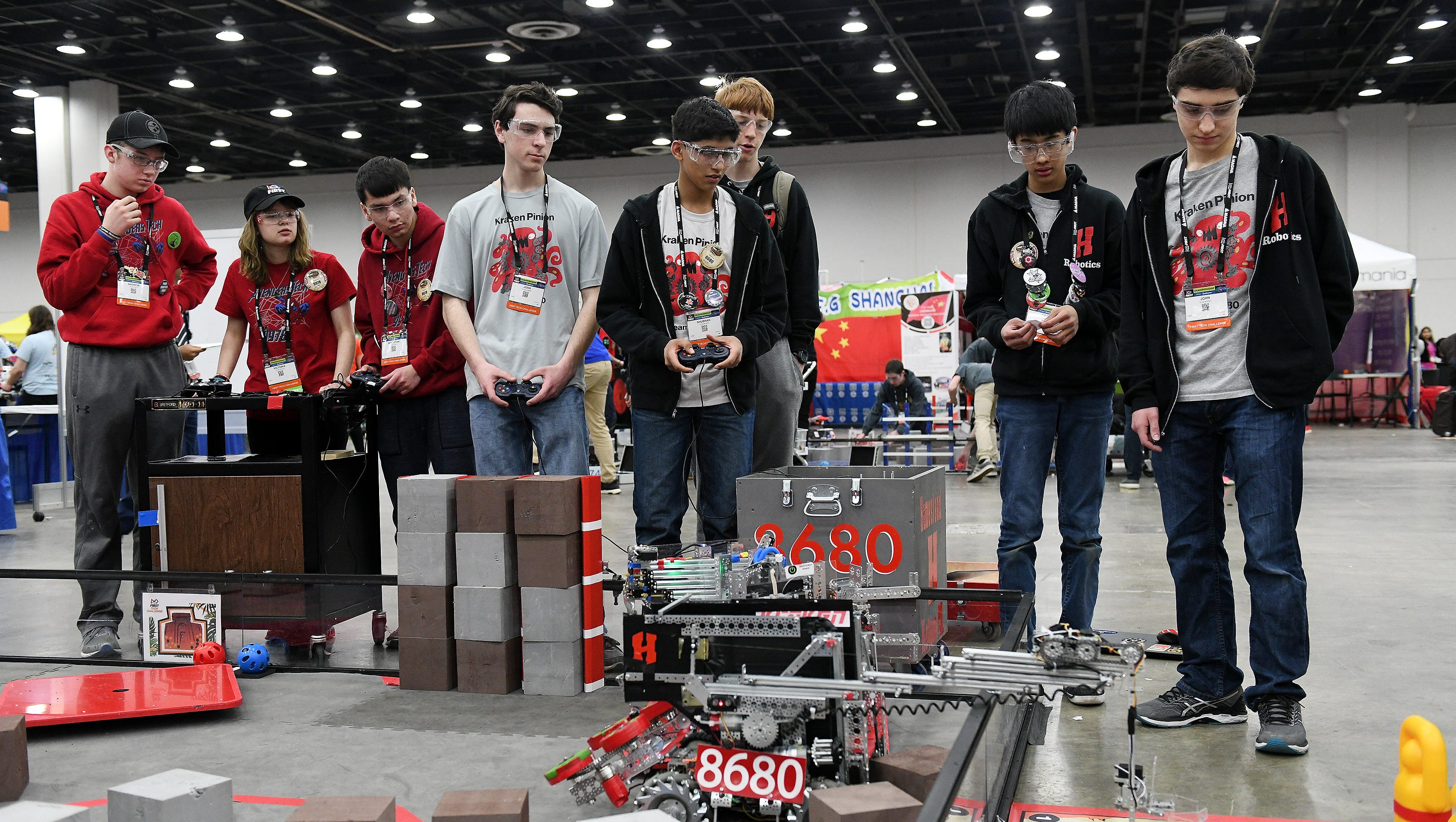 Students prep for FIRST Competition in Detroit