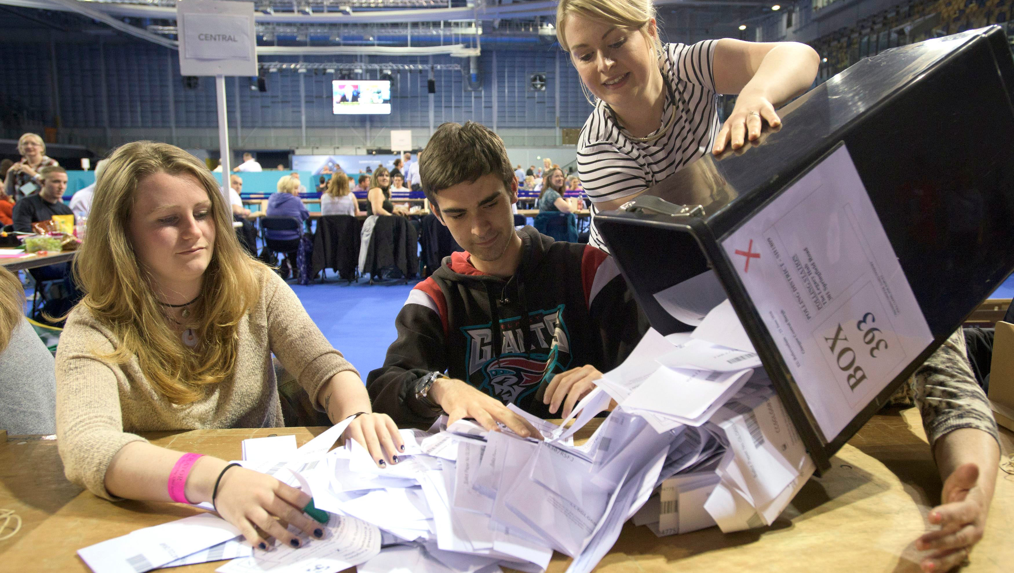 Count underway in historic 'Brexit' vote
