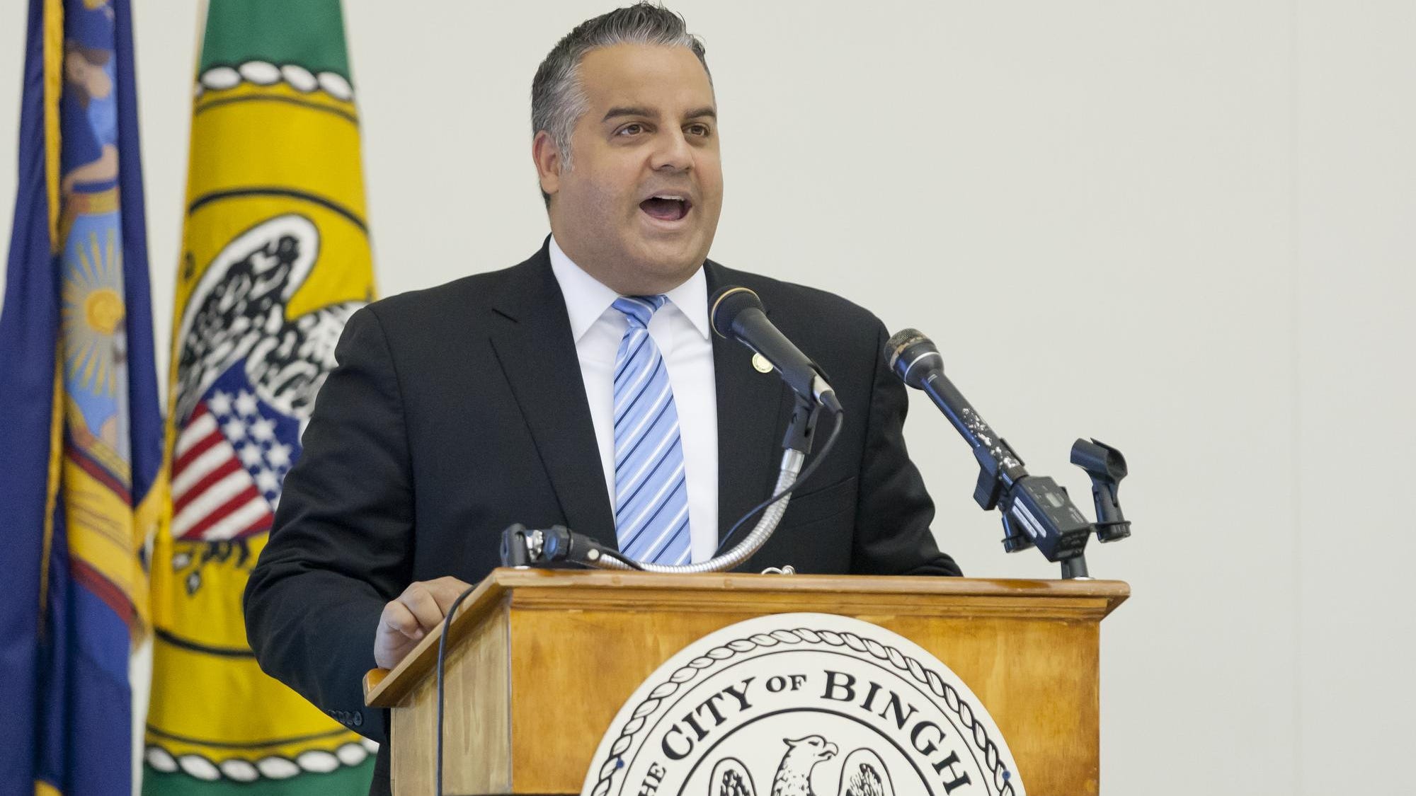 Criticism of Mayor David was hypocritical