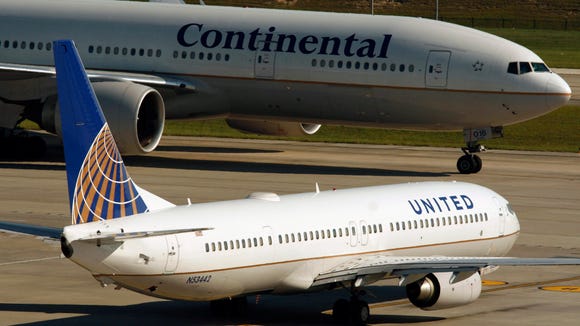 United Continental pilots merge seniority lists