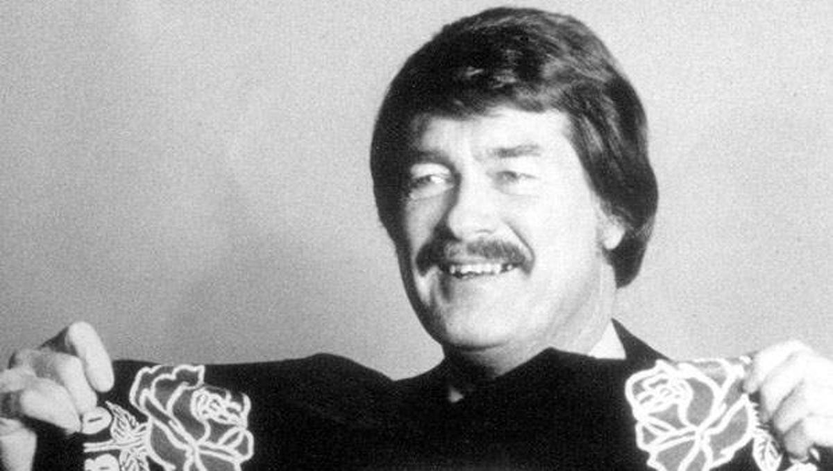 Iowa football: Legendary Hawkeyes football coach Hayden Fry through the ... Iowa football: Legendary Hawkeyes football coach Hayden Fry through the ...