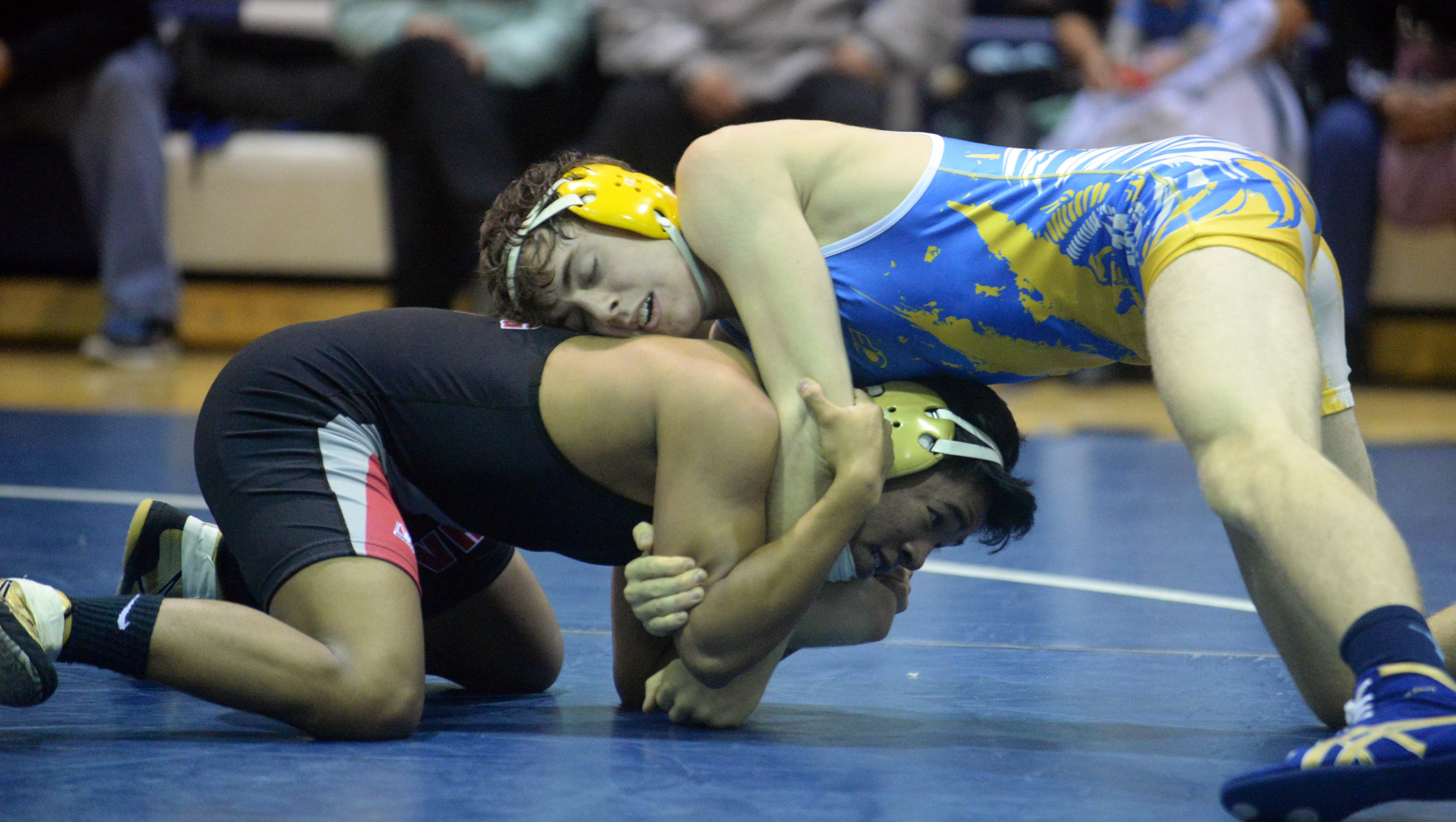 635559710795759525-010315-Wrestling-1.jpg?width=3200&height=1808&fit ...