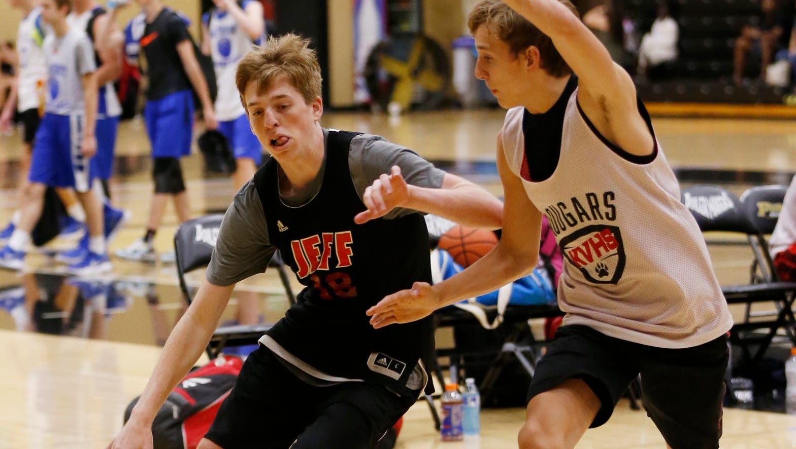 Barnhizer brothers bolster Jeff basketball lineup